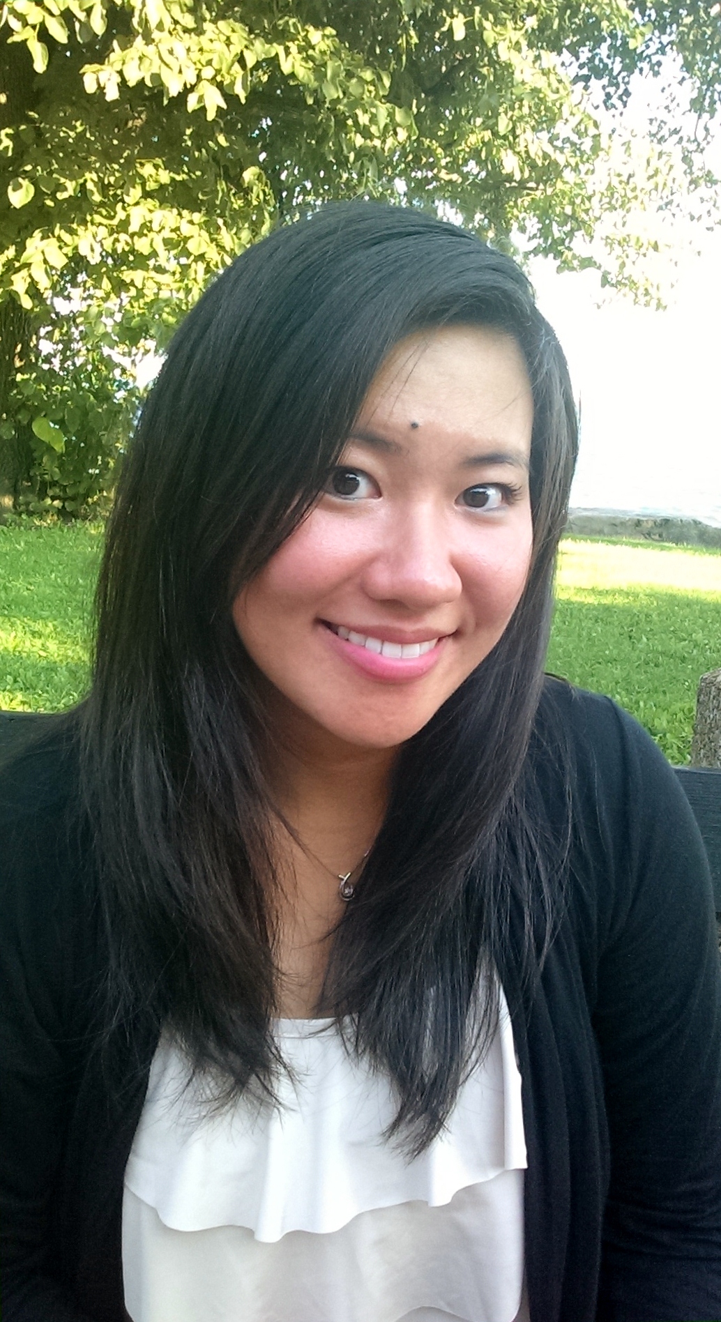 Author Spotlight: Gloria Chao – Writer's Block Party